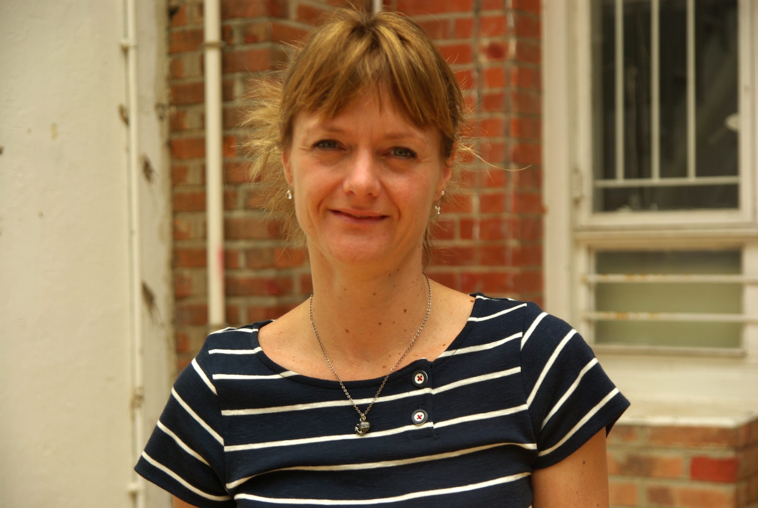 Award-Winning Alumnus Takes on VOA String - Journalism and Media ...