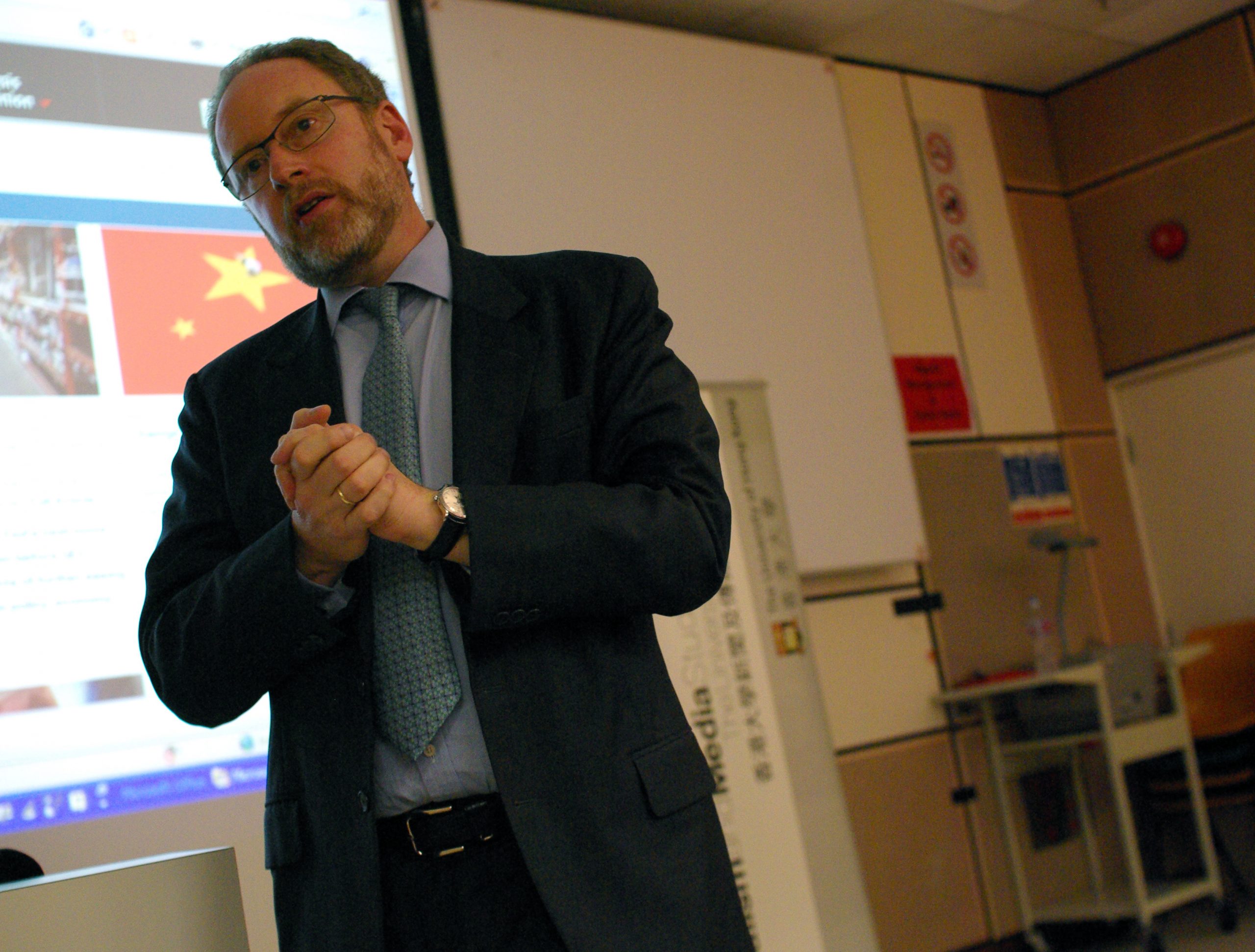 Reuters Editor-in-Chief: Think Like a Publisher - Journalism and Media ...