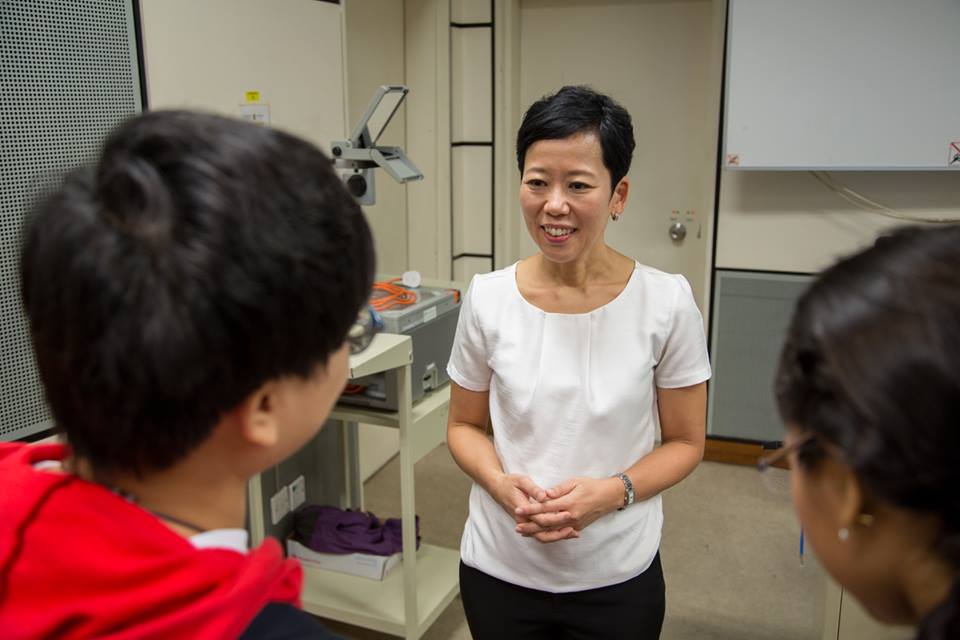 Writing business news – insights from the front line - Journalism and ...